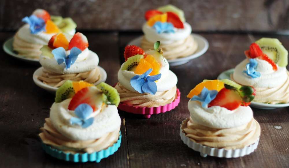 Mini pavlove cu cremă de mascarpone și inulină din agave - Blog ...