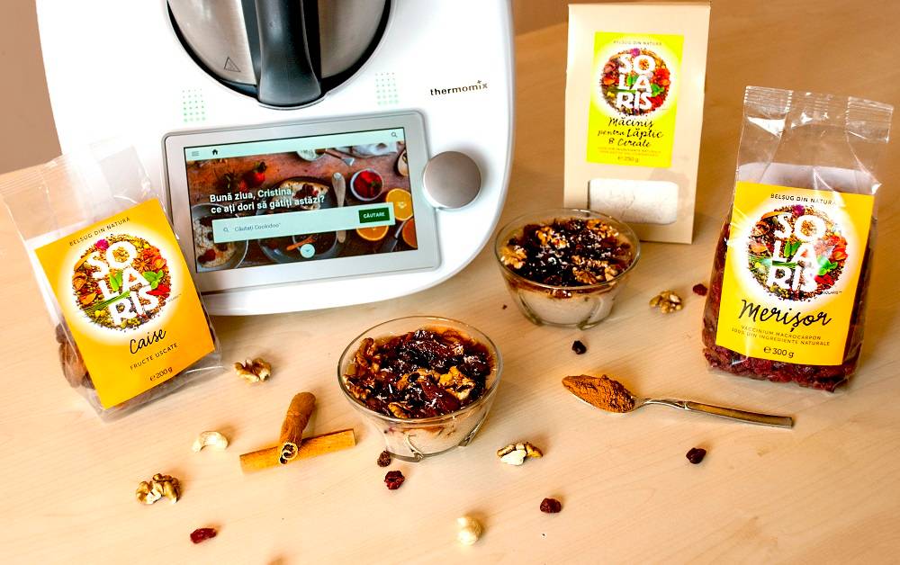 Macinis integral cu lapte de caju, fructe uscate si nuci - Blog ...